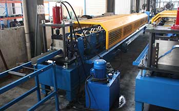 Gutter forming machine