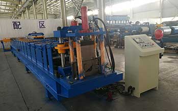 Gutter forming machine